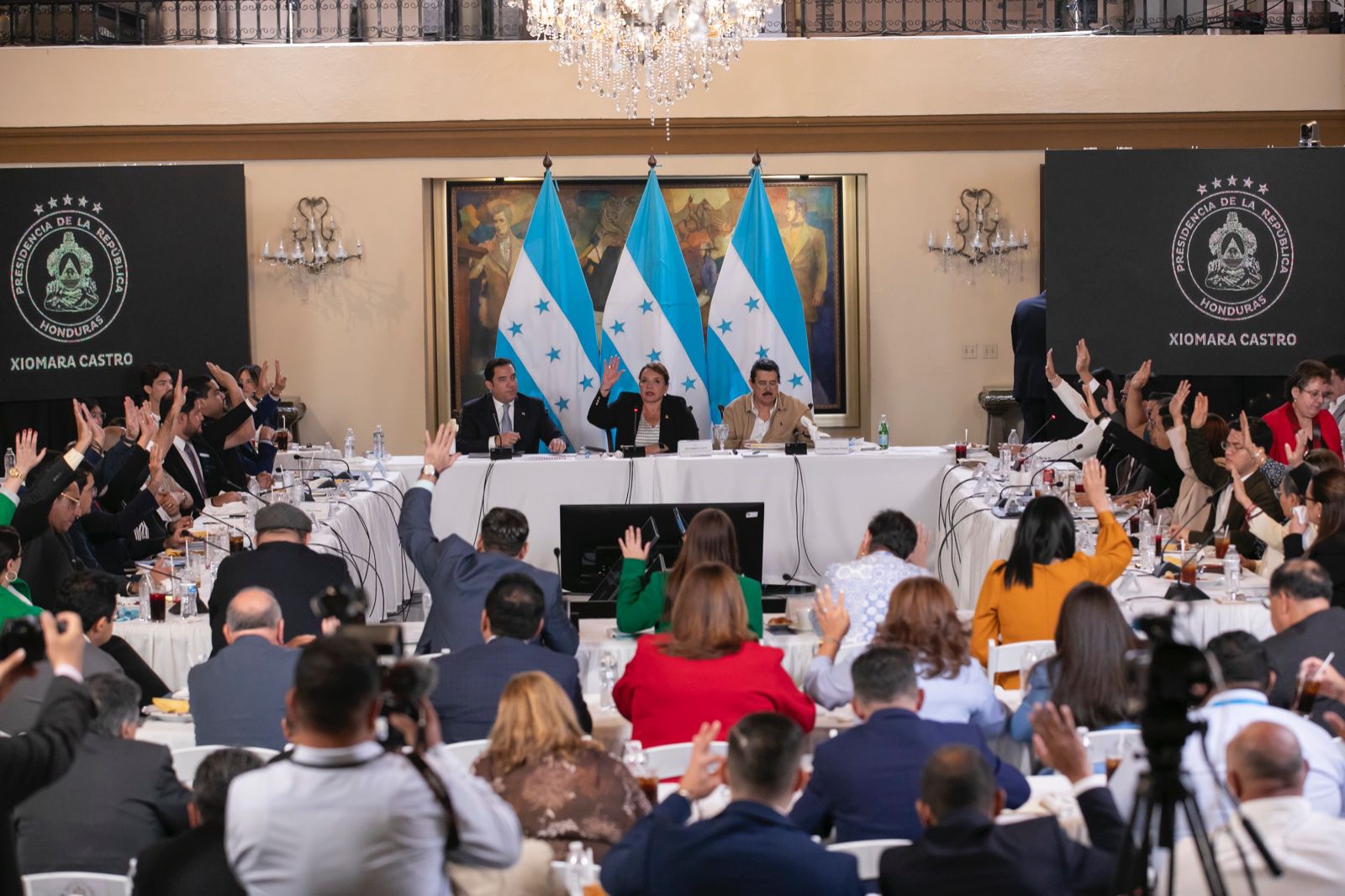 El Gobierno del Pueblo Hondureño dirigido por La Presidenta Xiomara ...